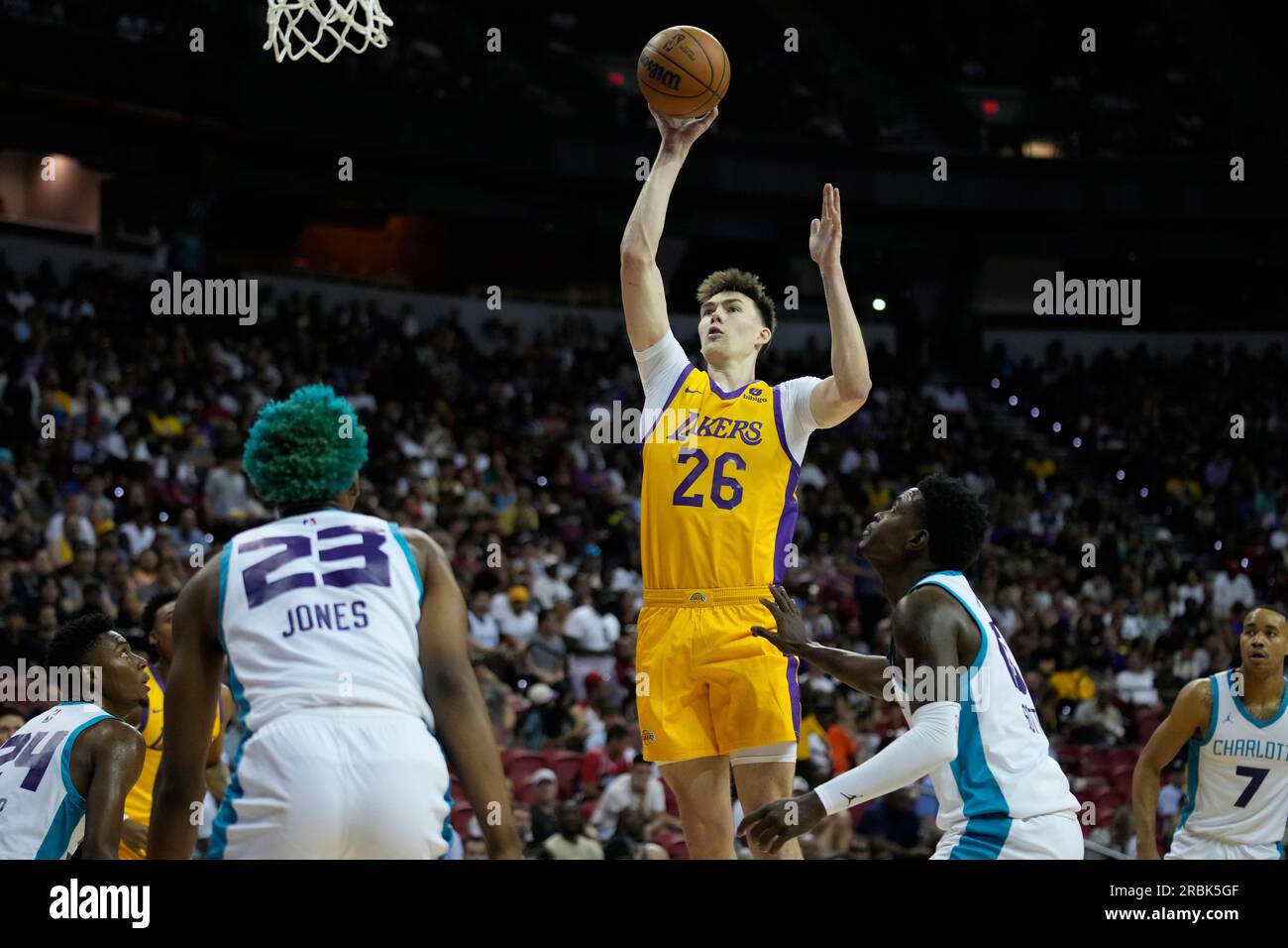 Los Angeles Lakers' Colin Castleton shoots against the Charlotte ...