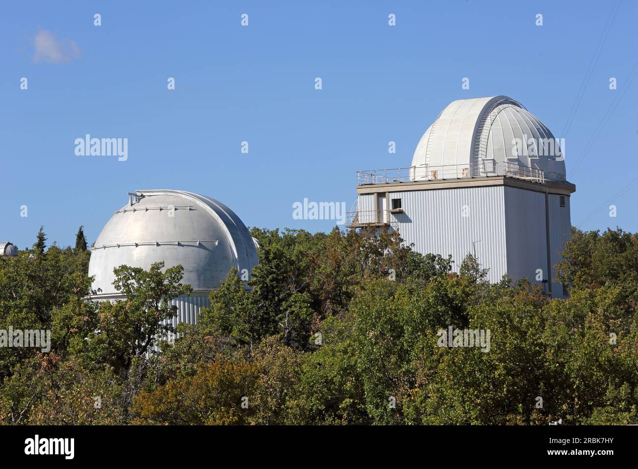 L'observatoire de haute provence hi-res stock photography and images ...