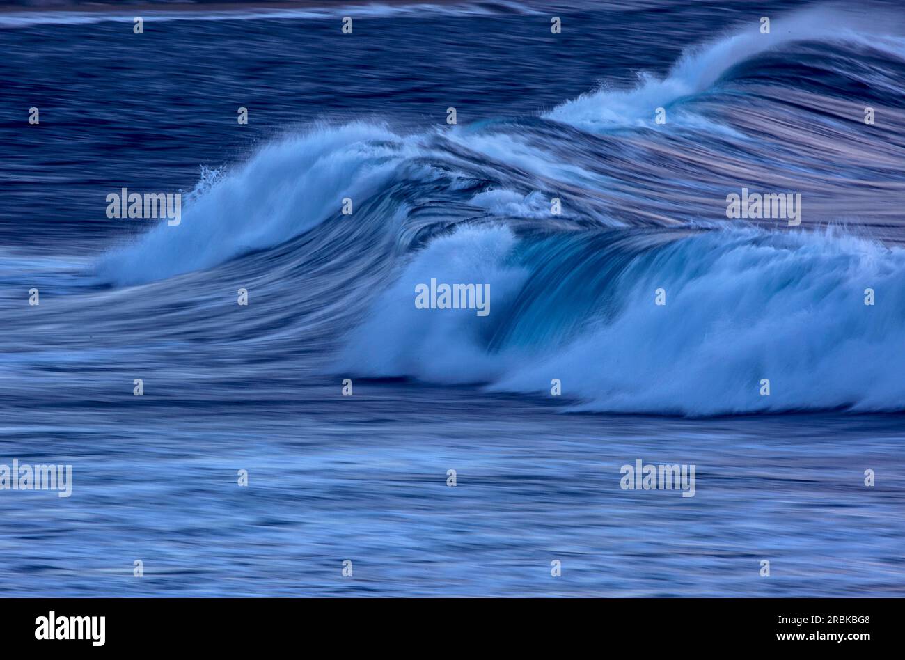 Breaking wave effect hi-res stock photography and images - Alamy