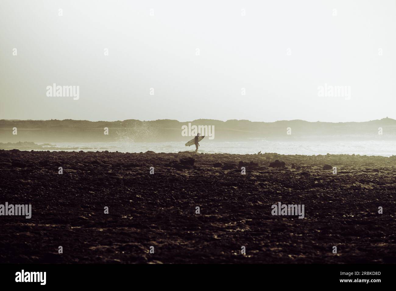 Reef surf surfer hi-res stock photography and images - Alamy