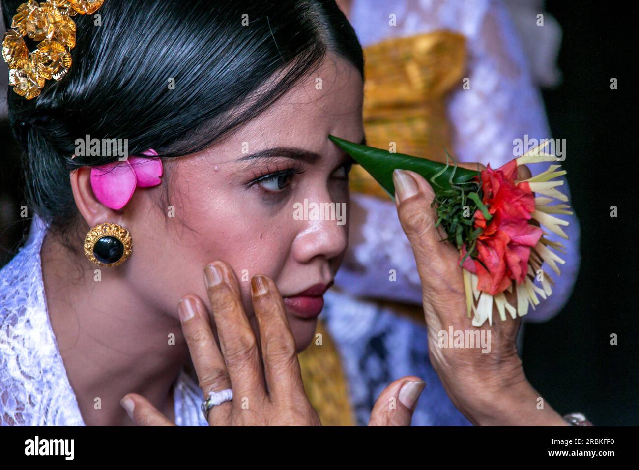 Puberty ritual female hi-res stock photography and images - Alamy