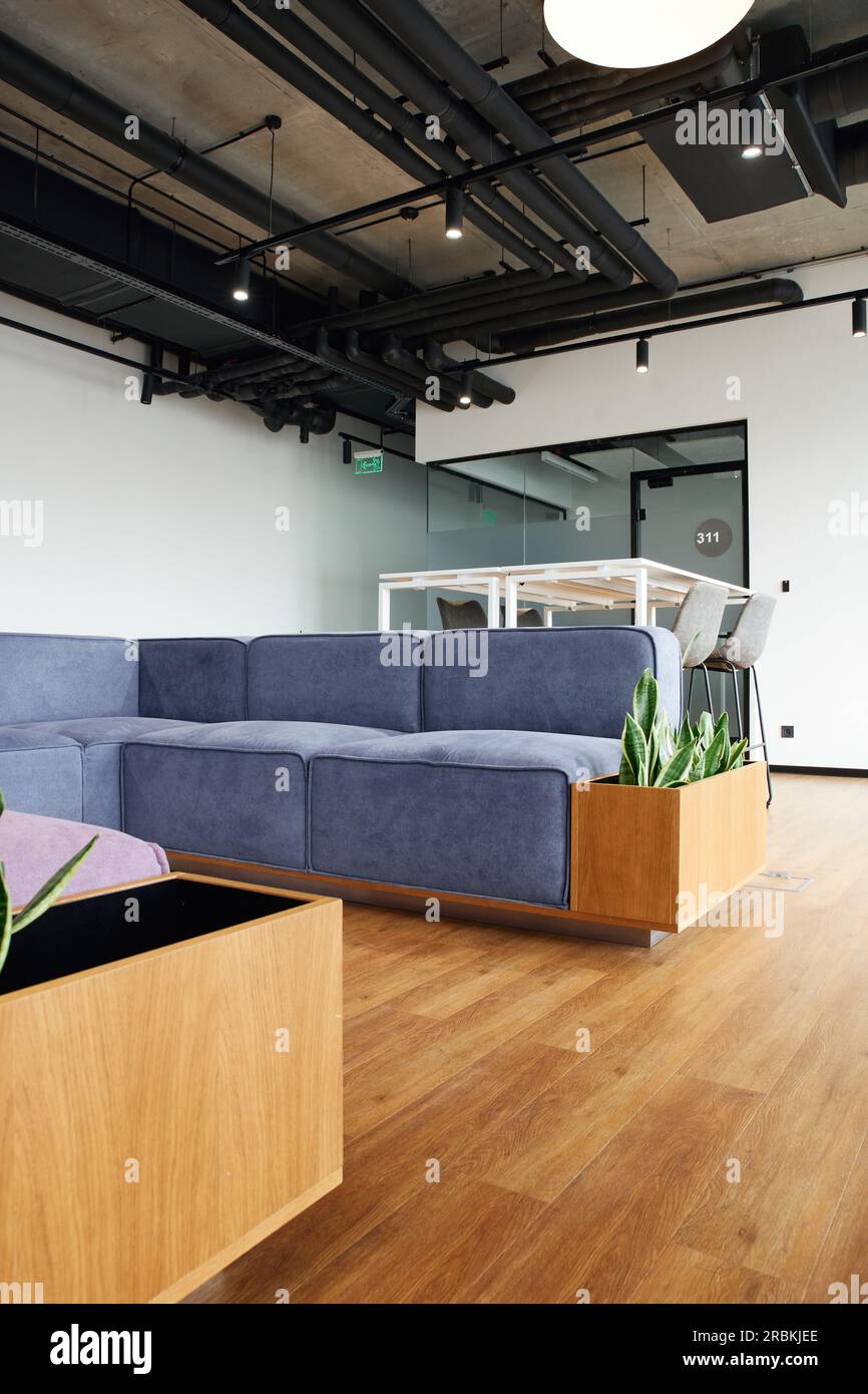 Office interior modern sustainable hi-res stock photography and images ...