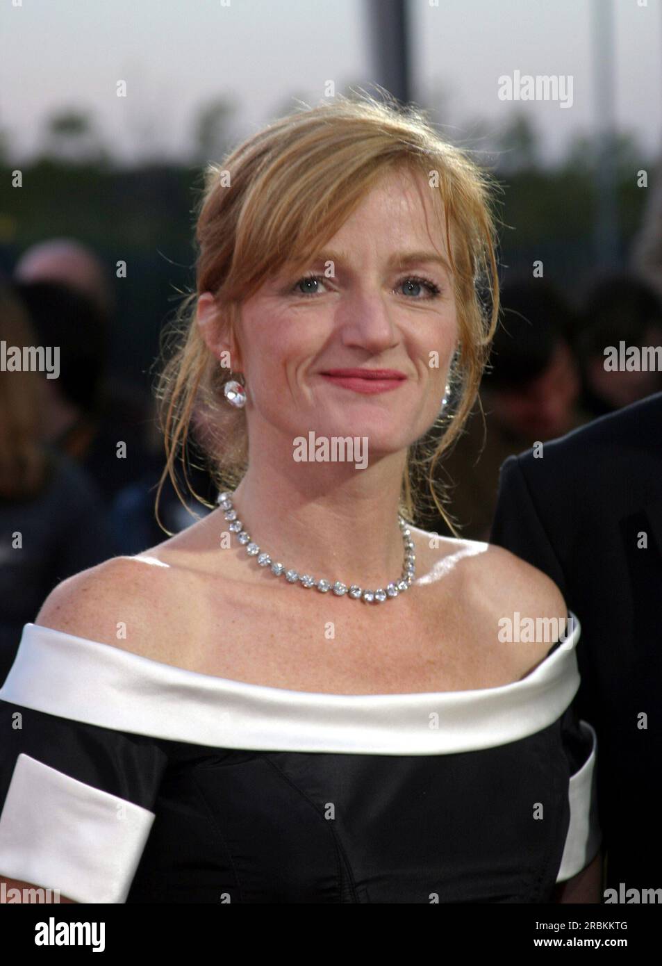Cologne, Deutschland. 09th Oct, 2004. ARCHIVE PHOTO: The actress Nina ...