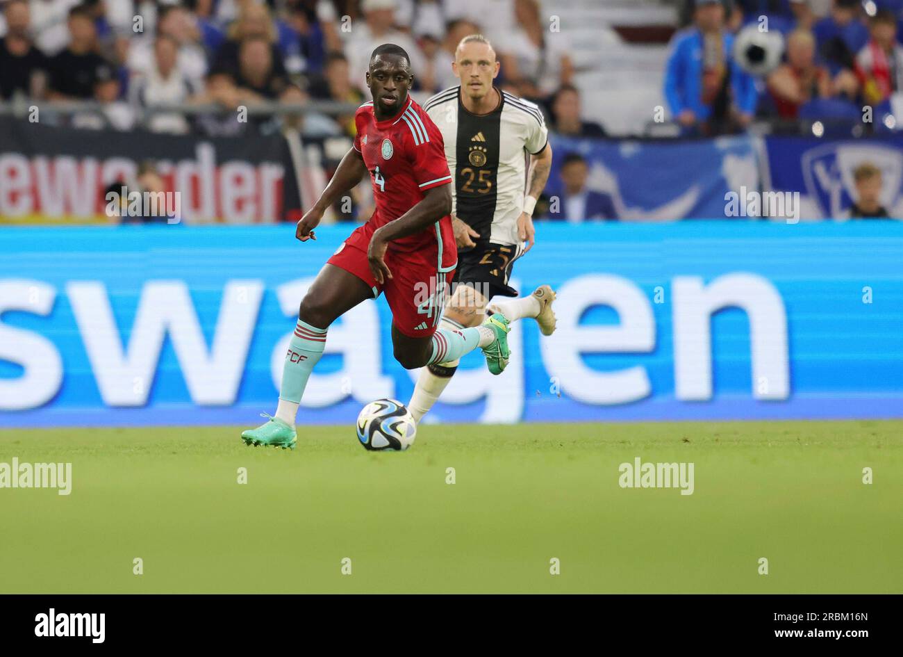 Single action, single action, No. 4, Deiver Machado, COL, firo football ...