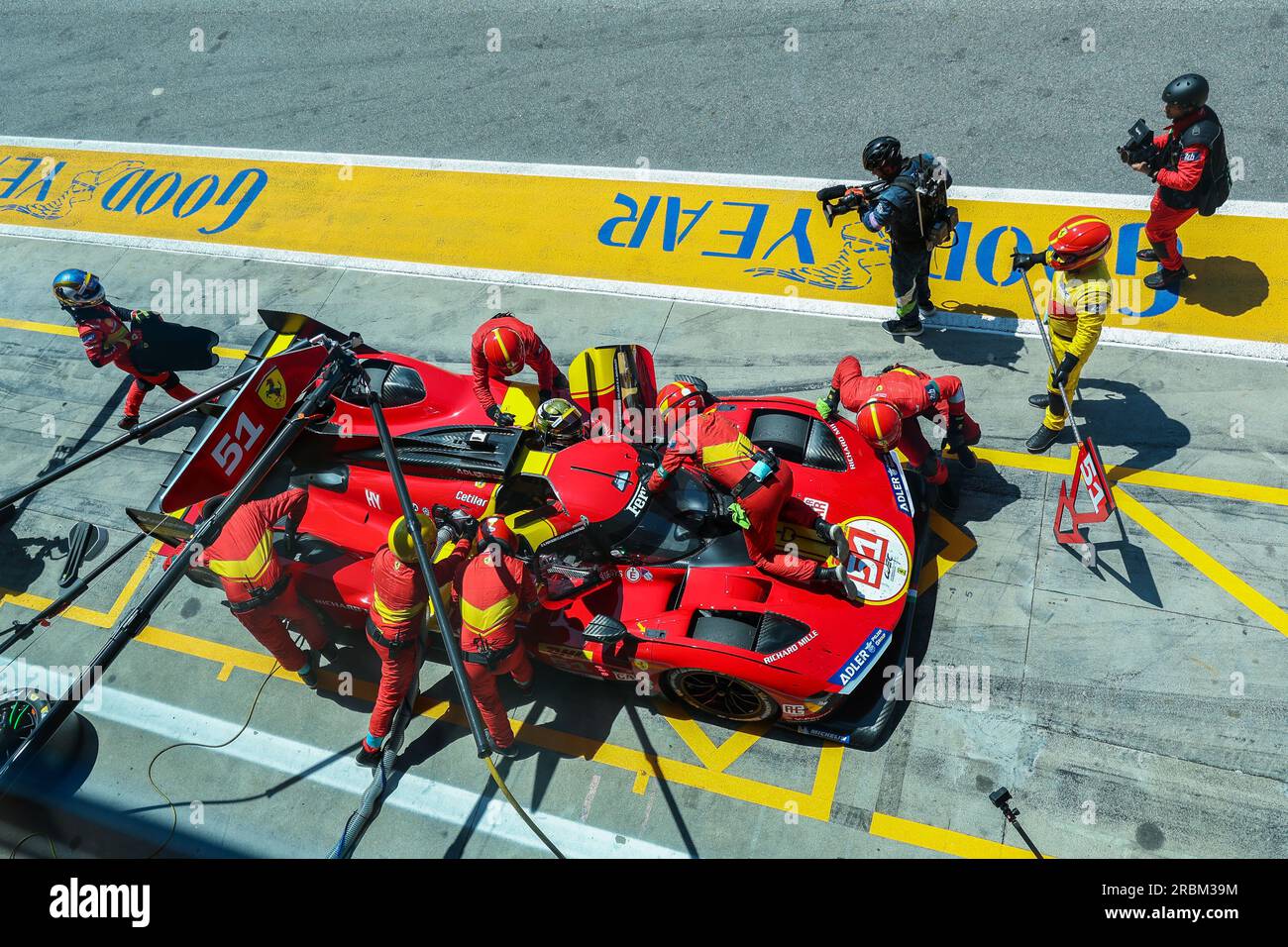 Ferrari pit stop 2023 hi-res stock photography and images - Alamy