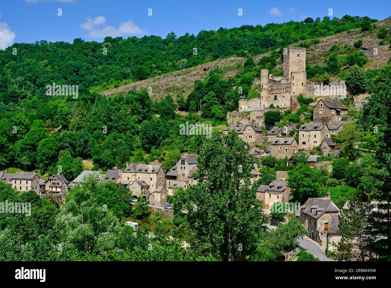 France, Aveyron (12), Belcastel, labeled The Most Beautiful Villages of ...