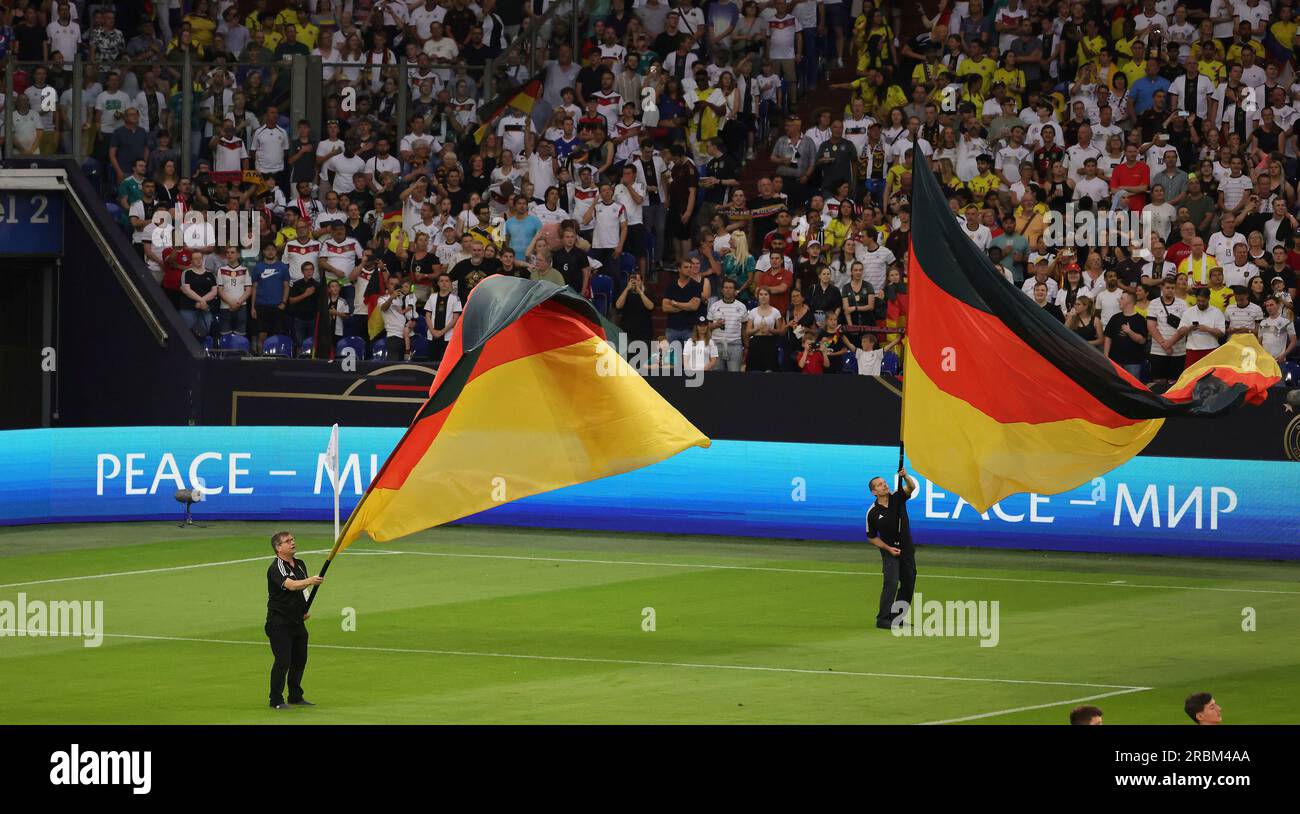 Fans, Peace, Flags, Depositors, General, firo Soccer/ Friendly match ...