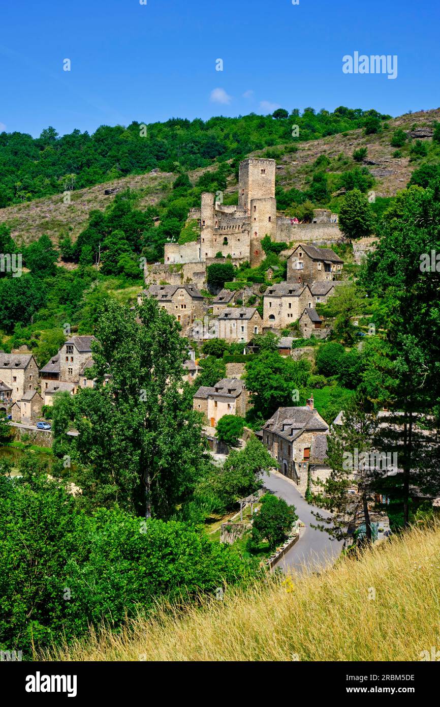 France, Aveyron (12), Belcastel, labeled The Most Beautiful Villages of ...