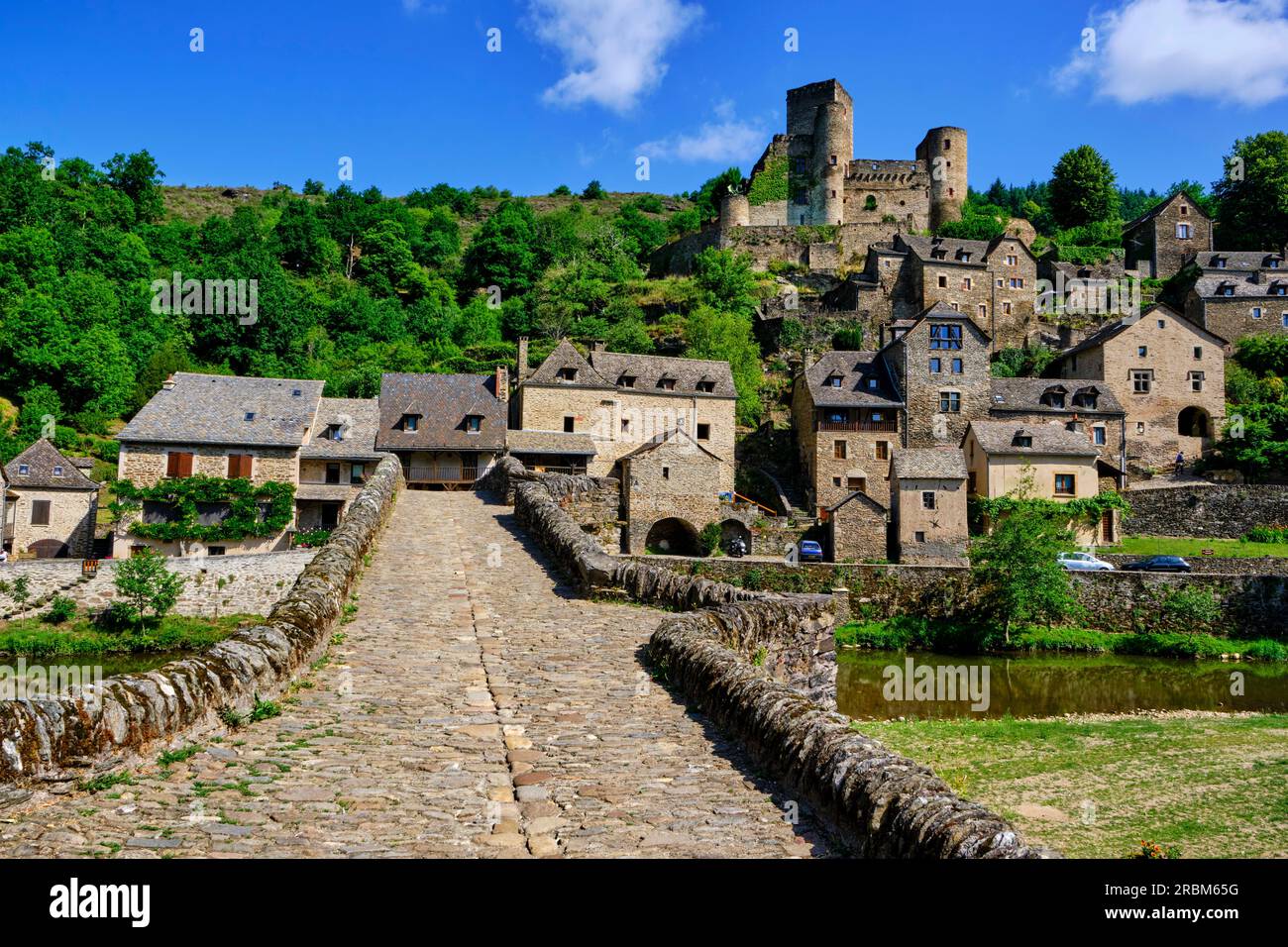 France, Aveyron (12), Belcastel, labeled The Most Beautiful Villages of ...