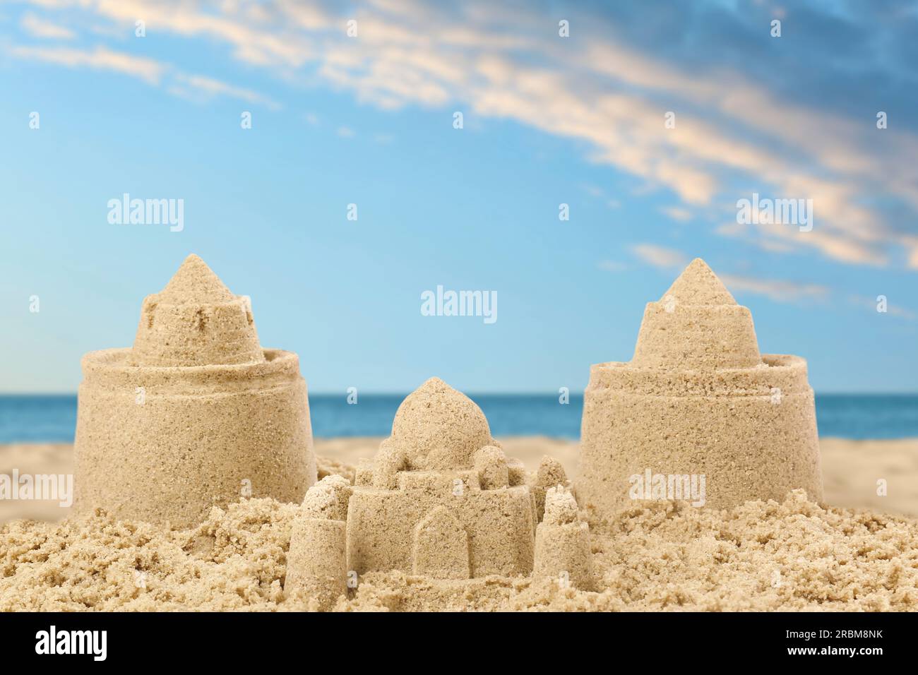 Play castles hi-res stock photography and images - Alamy