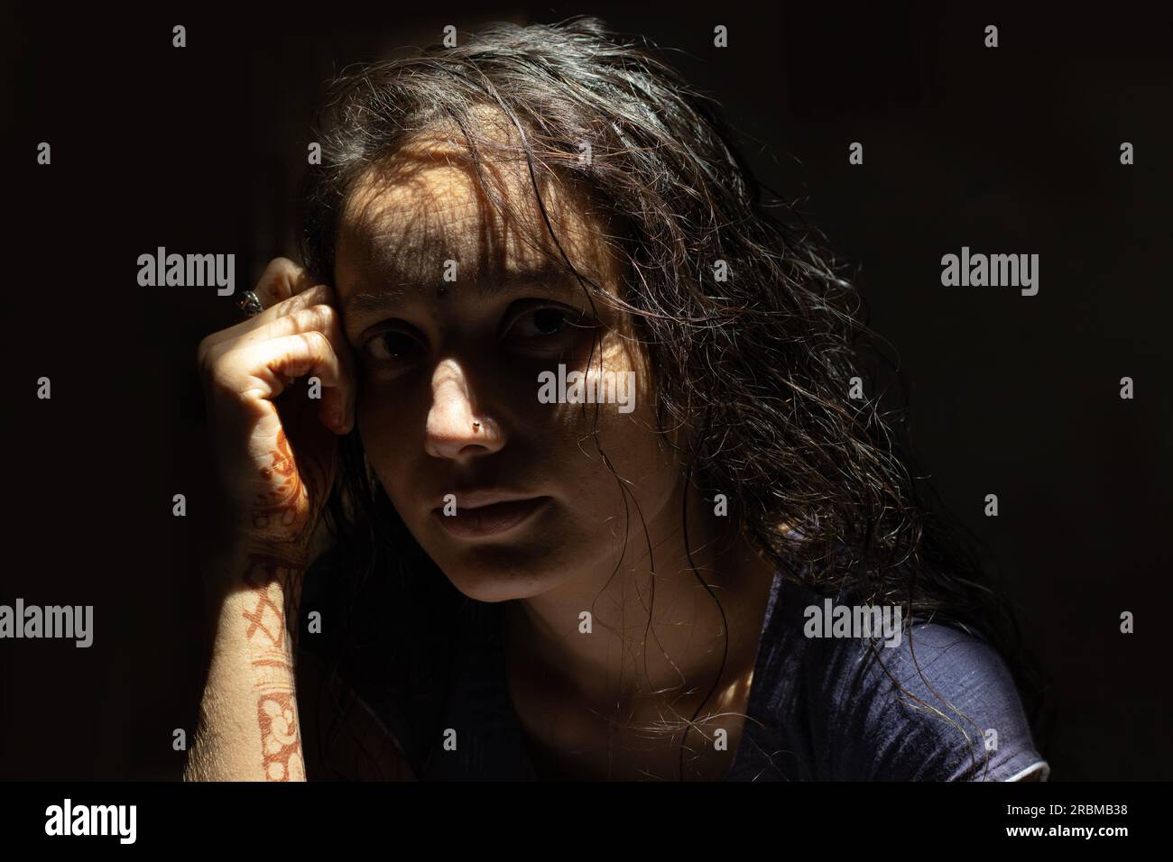 Beautiful Indian Lady Portrait with shadow and highlights.Dramatic ...