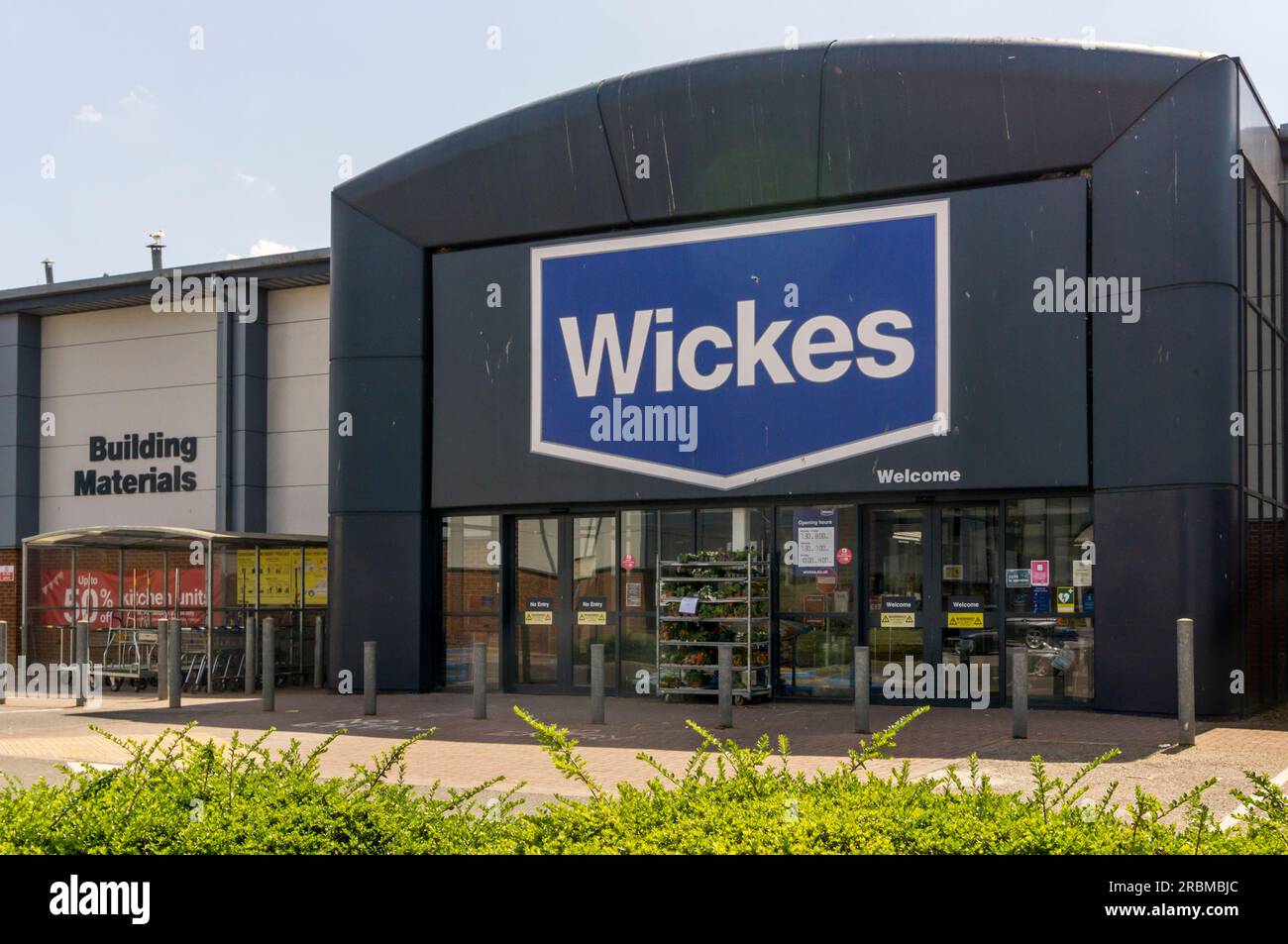 A branch of Wickes in King's Lynn, Norfolk Stock Photo - Alamy