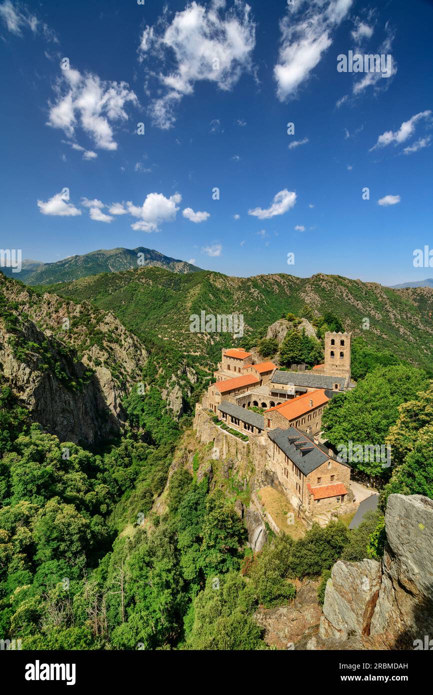 Prades france abbaye hi-res stock photography and images - Alamy