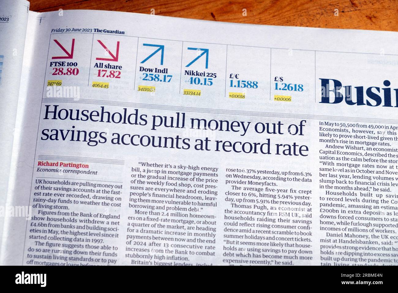 'Households pull money out of savings accounts at record rate' Guardian ...