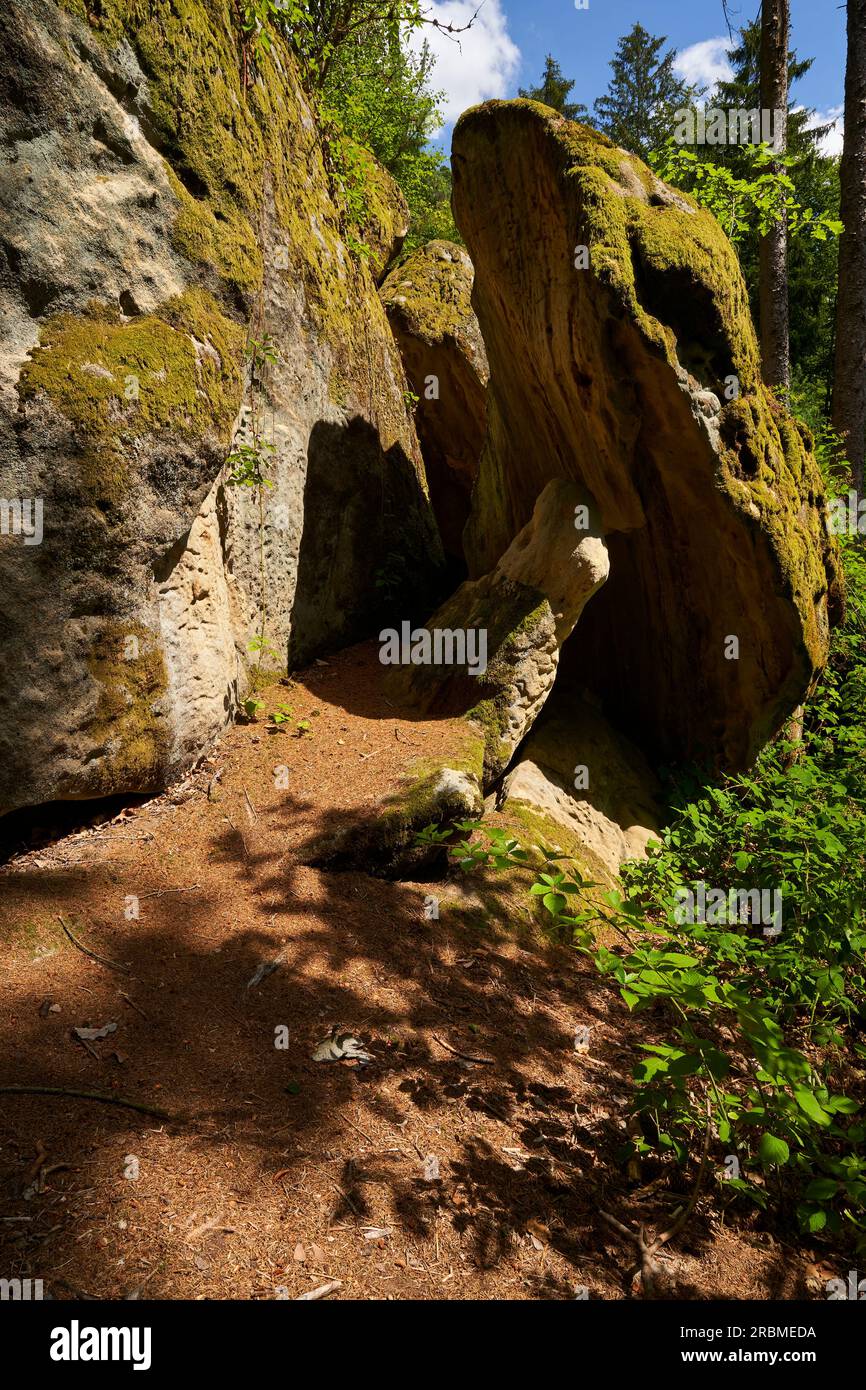 Rhaetian sandstone rock group hi-res stock photography and images - Alamy