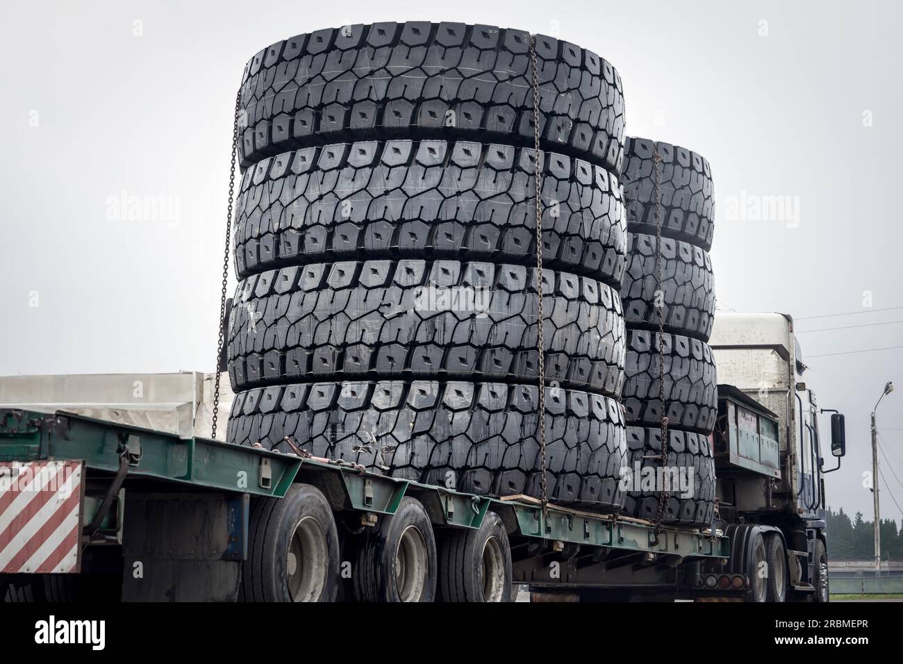 Heavy duty truck tires hi-res stock photography and images - Alamy