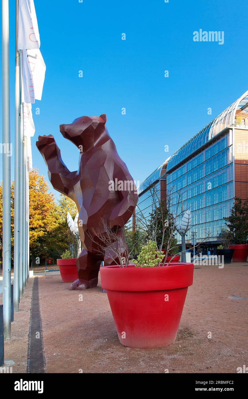 Cite internationale de lyon hi-res stock photography and images - Alamy