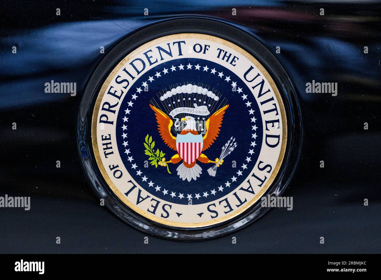 London, UK. 10th July, 2023. The seal of the President of the United ...