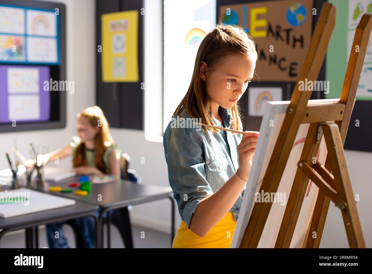 Watercolor painting art class hi-res stock photography and images - Alamy