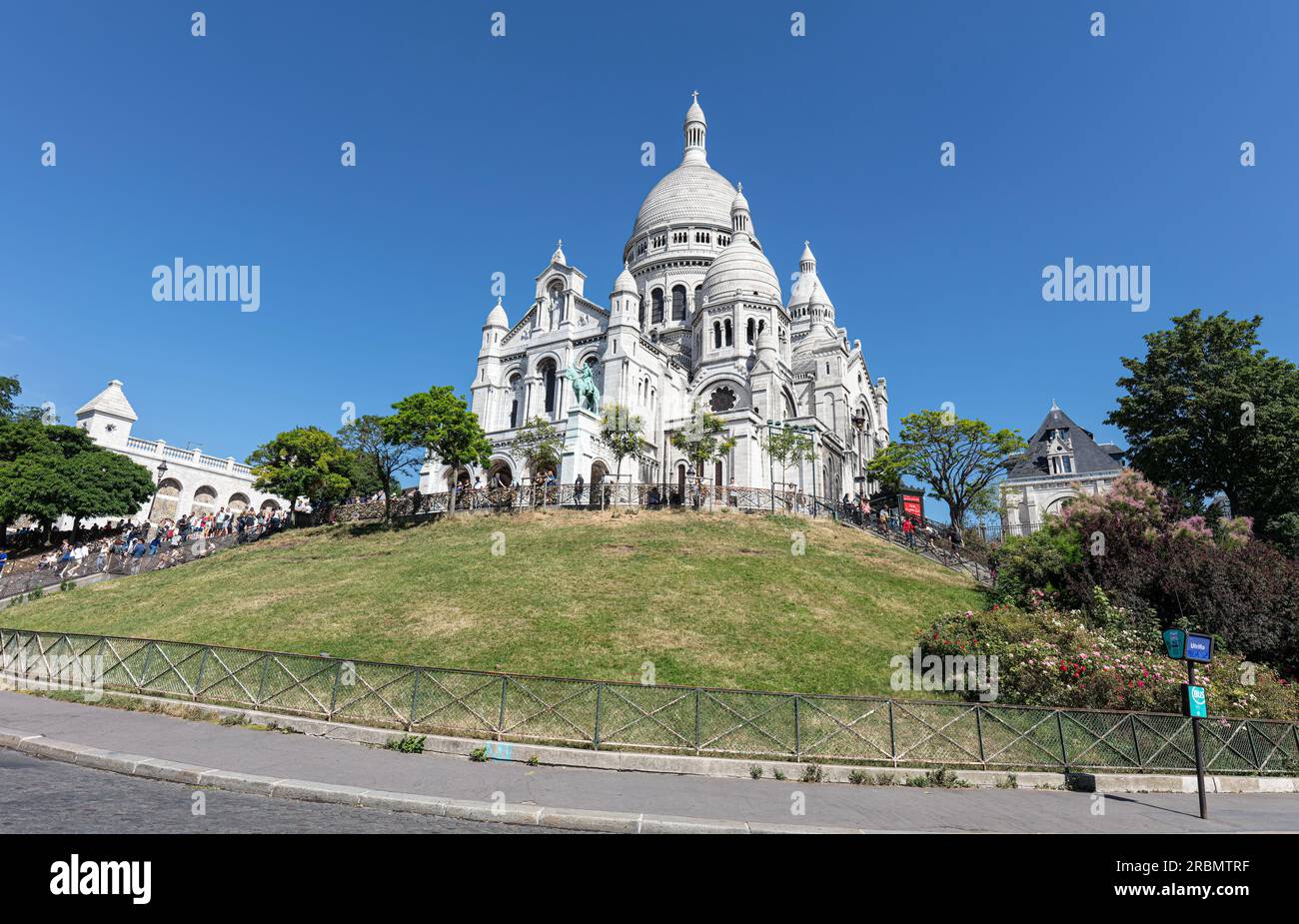 The Basilica Sacre Coeur de Montmartre or Basilica of Sacred Heart ...