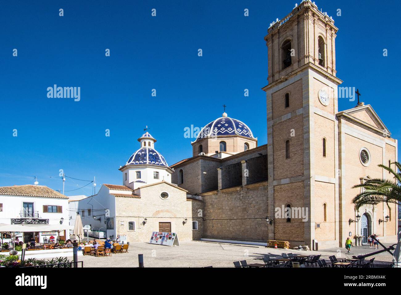 Beautiful churches hi-res stock photography and images - Alamy
