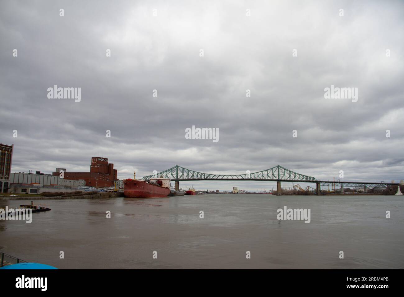 Montreal harbour bridge hi-res stock photography and images - Alamy