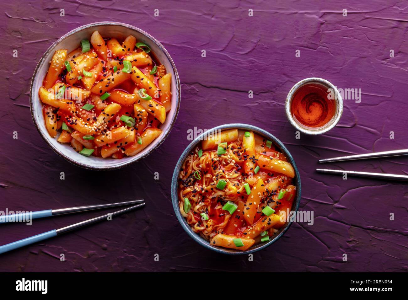 Instant tteokbokki hi-res stock photography and images - Alamy
