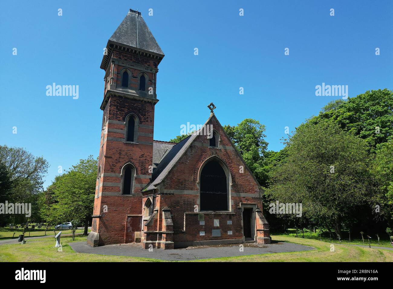 Grade one listed cemetery hi-res stock photography and images - Alamy