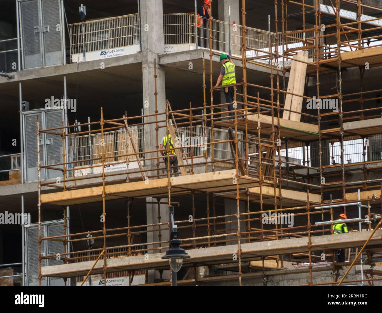 Medieval scaffolder hi-res stock photography and images - Alamy