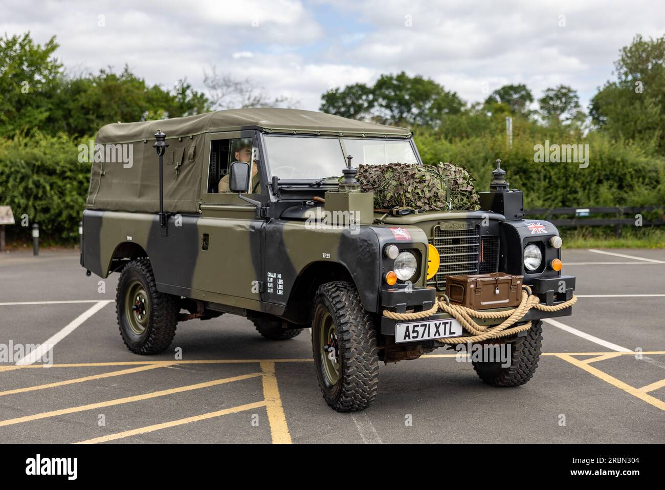Old british military land rover hi-res stock photography and images - Alamy