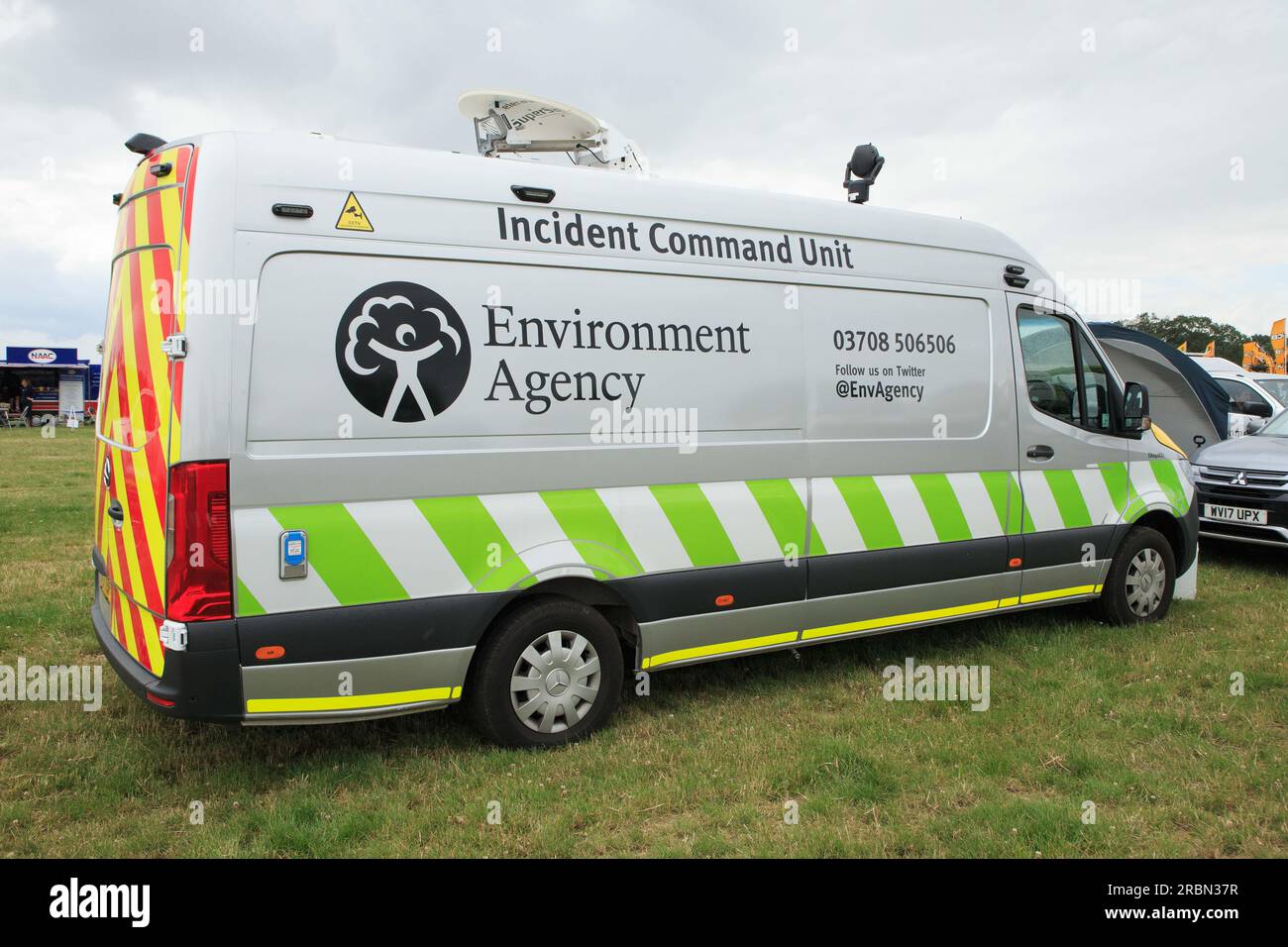Environment Agency Incident Command Unit Stock Photo - Alamy