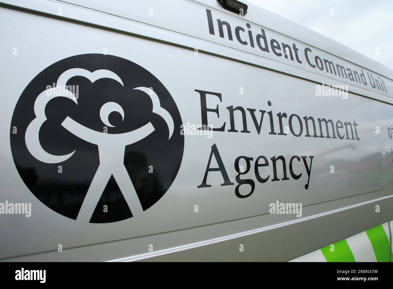 Environment Agency Incident Command Unit Stock Photo - Alamy