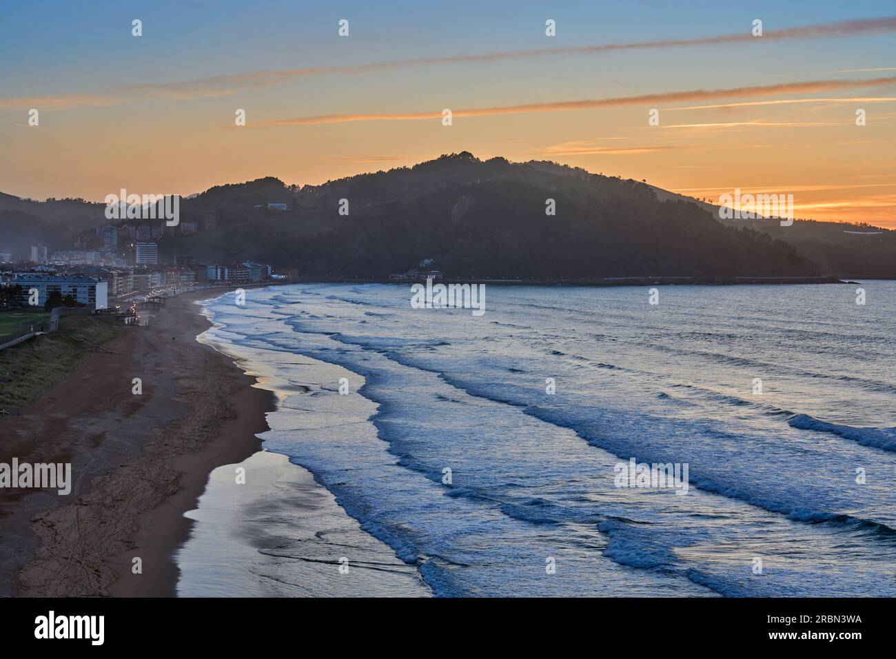 Moody sunset landscape hi-res stock photography and images - Alamy