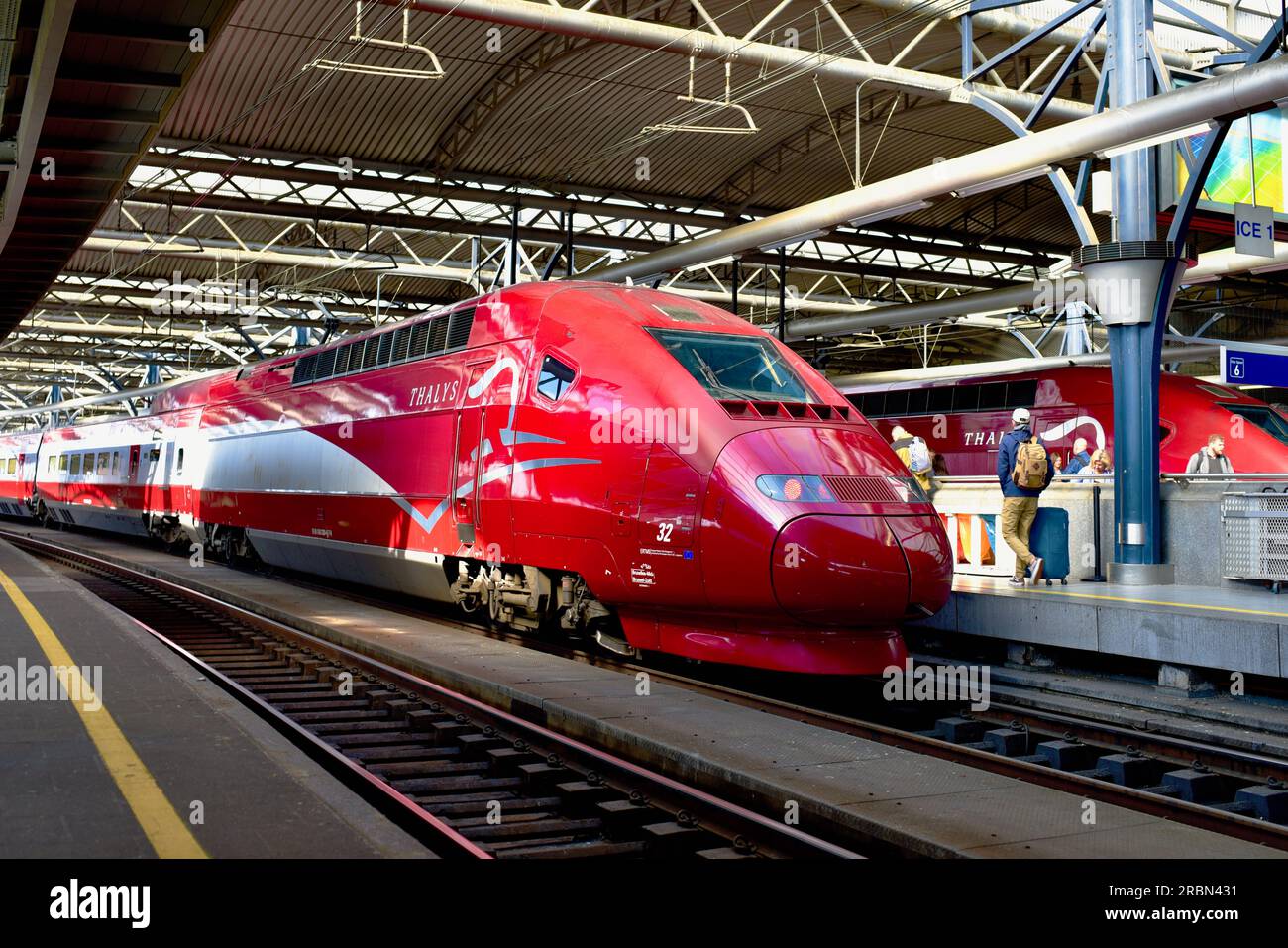 Thalis train at Bruxelles Gare de Midi Stock Photo - Alamy