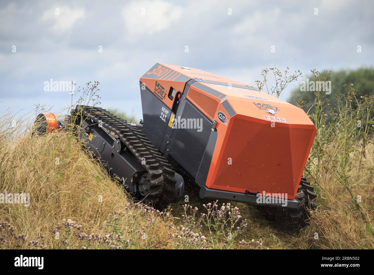 Remote mower hi-res stock photography and images - Alamy