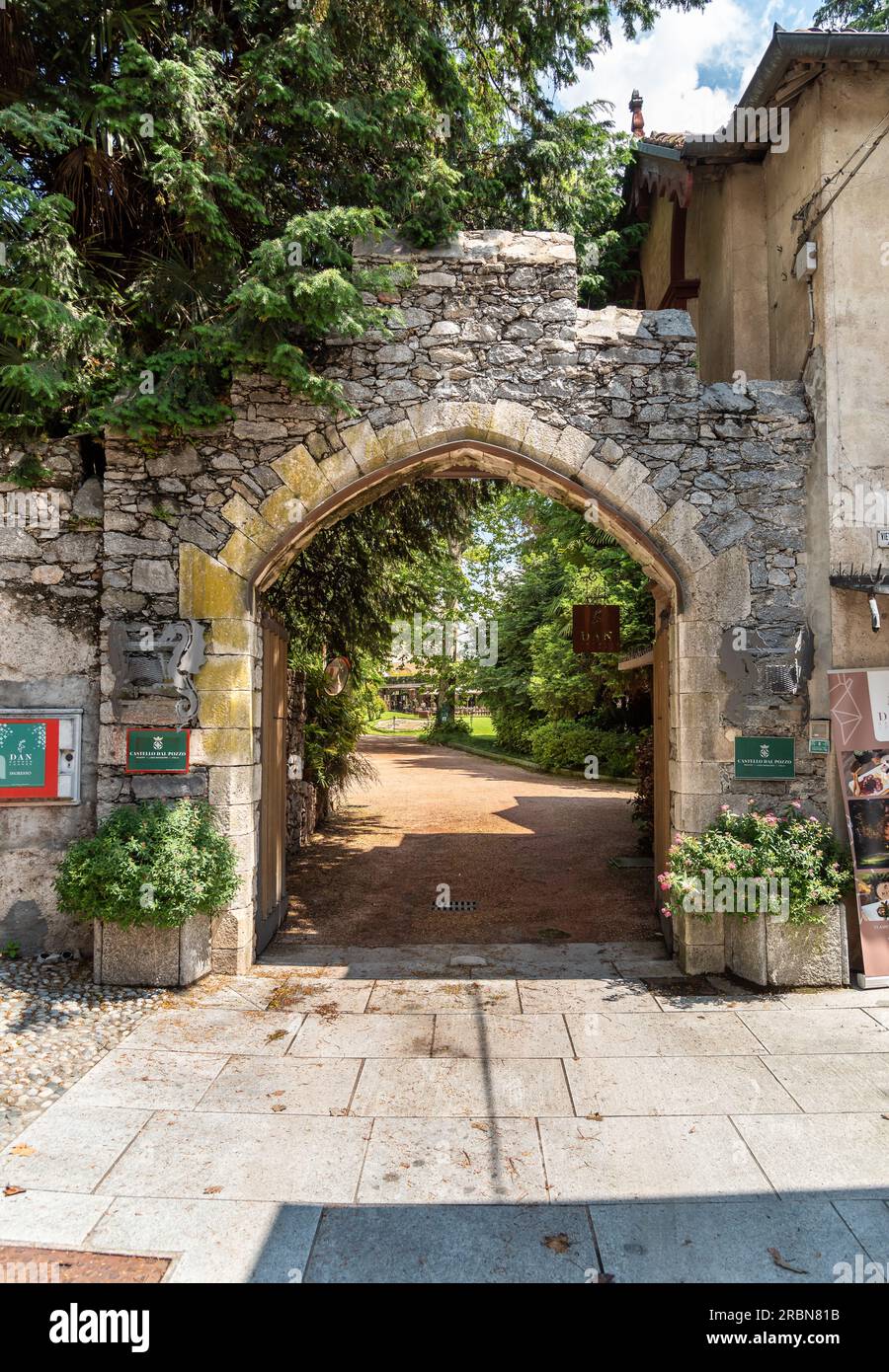 Dal gate hi-res stock photography and images - Alamy