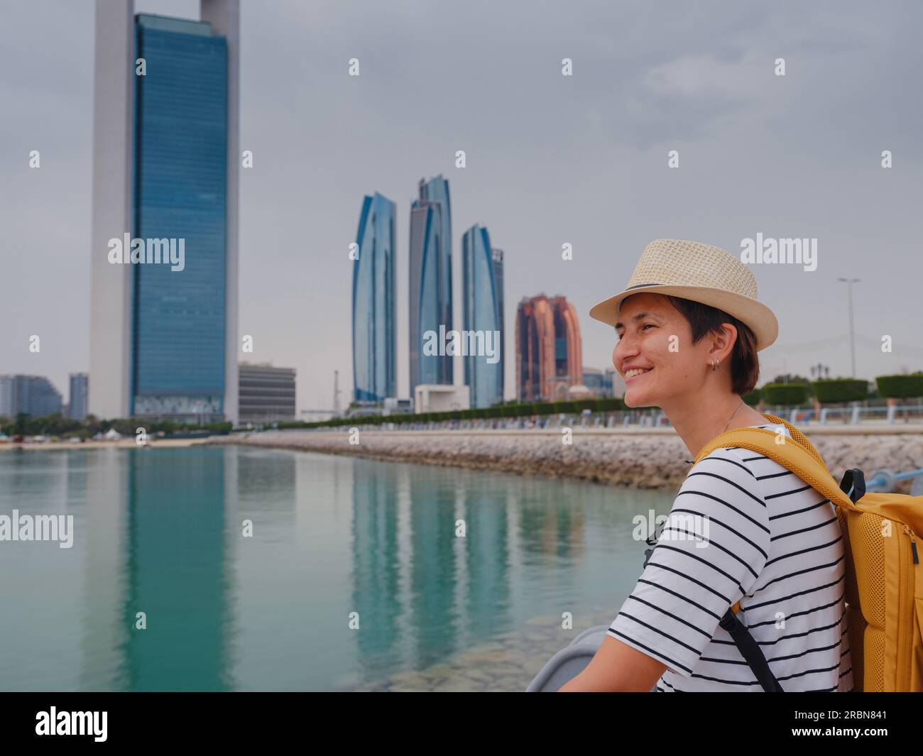 travel to the United Arab Emirates, Happy young asian female traveler ...