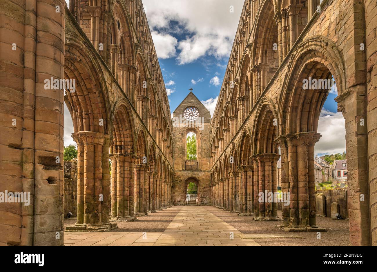 Ruins of Jedburgh Abbey, Jedburgh, Scottish Borders, Scotland, UK Stock ...