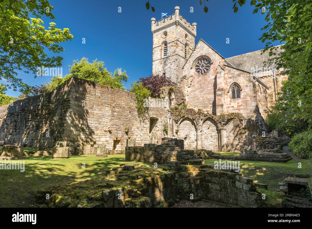 Culross buildings hi-res stock photography and images - Alamy