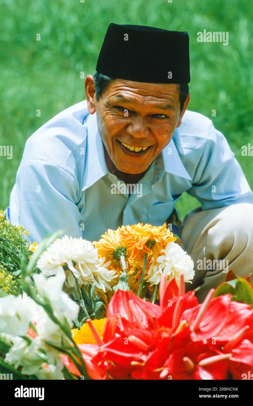 Flower Vendor, Jakarta, Indonesia, South East Asia Stock Photo - Alamy