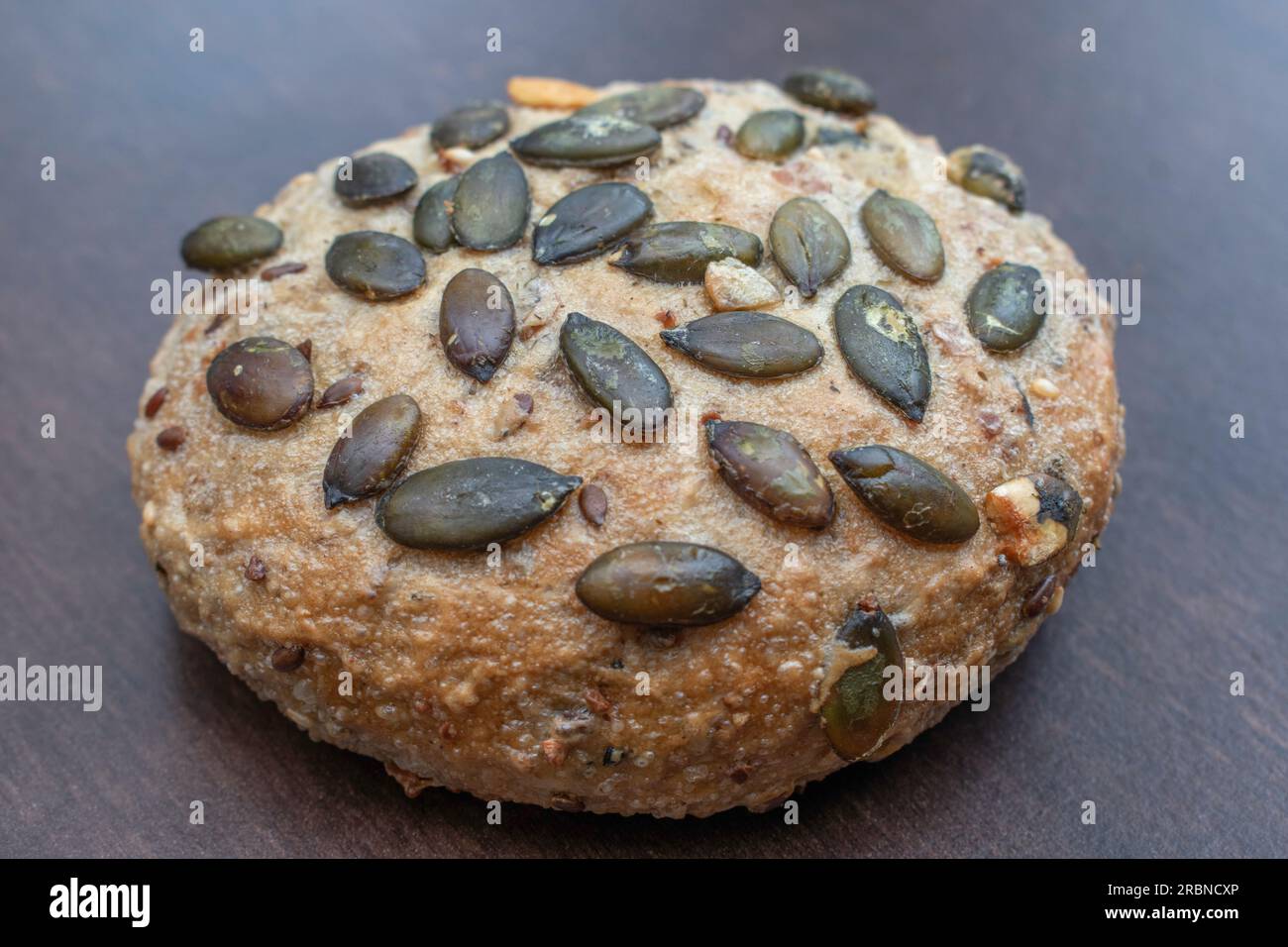 A high proportion of Styrian pumpkin seeds and the addition of nutty ...