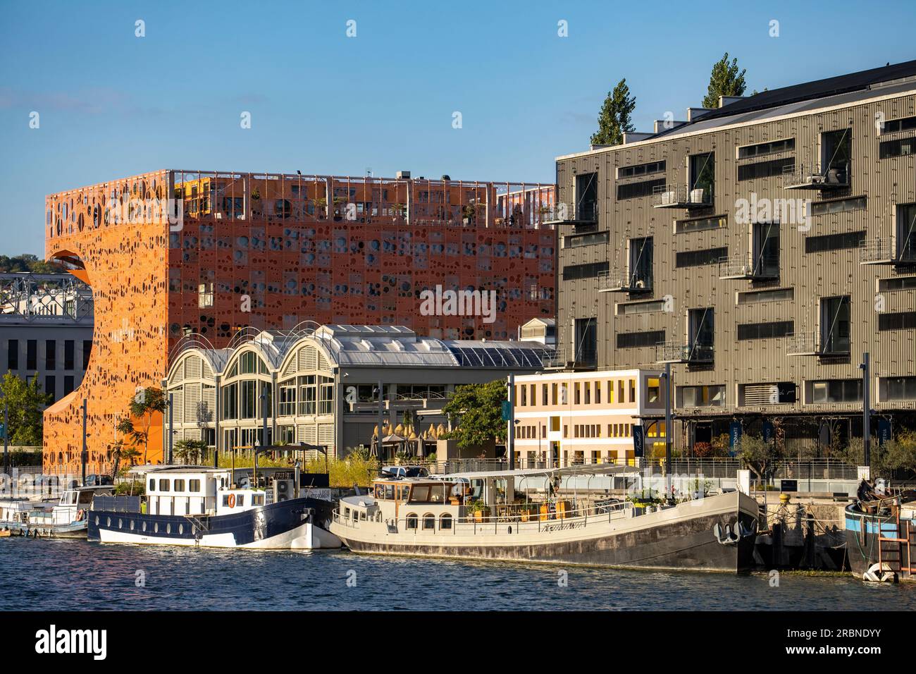 Unique modern architecture in hi-res stock photography and images - Alamy
