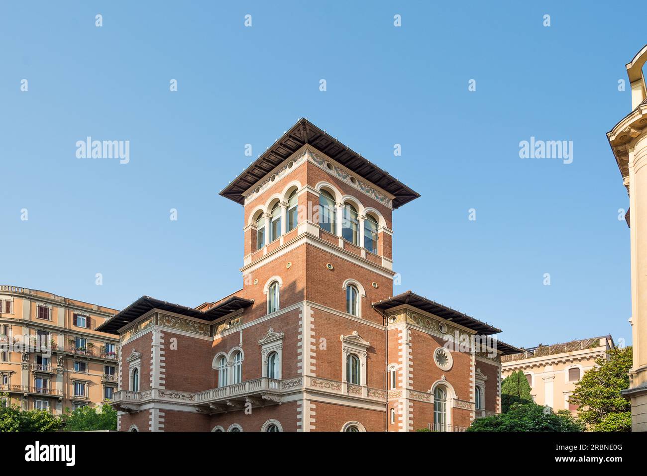 Renaissance balcony hi-res stock photography and images - Alamy