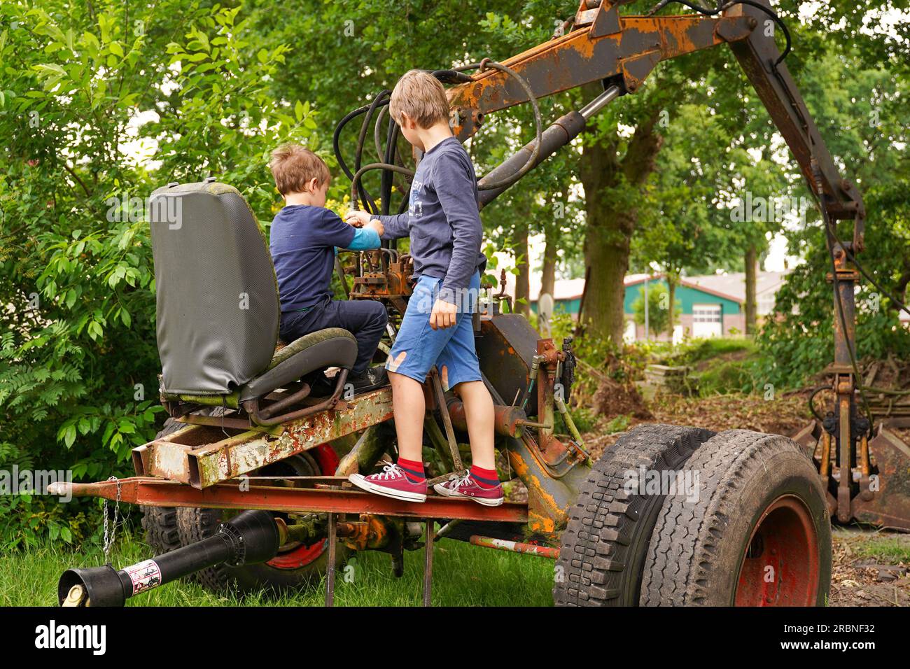 Children drive hi-res stock photography and images - Alamy