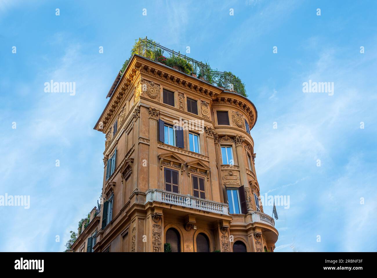 Renaissance balcony hi-res stock photography and images - Alamy