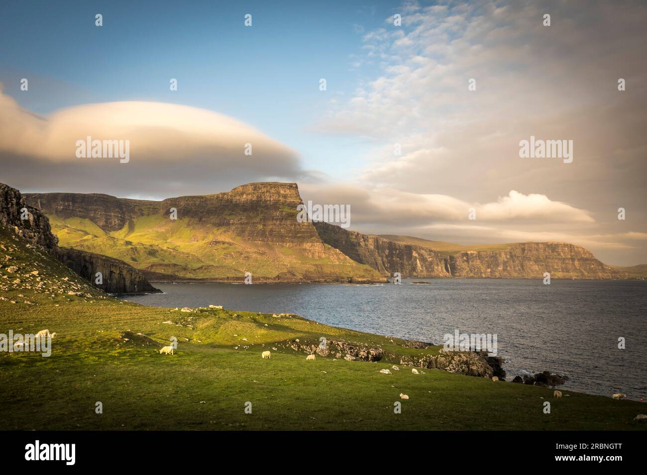 Waterstein Head with Moonen Bay at Neist Cliff, Isle of Skye, Highlands ...
