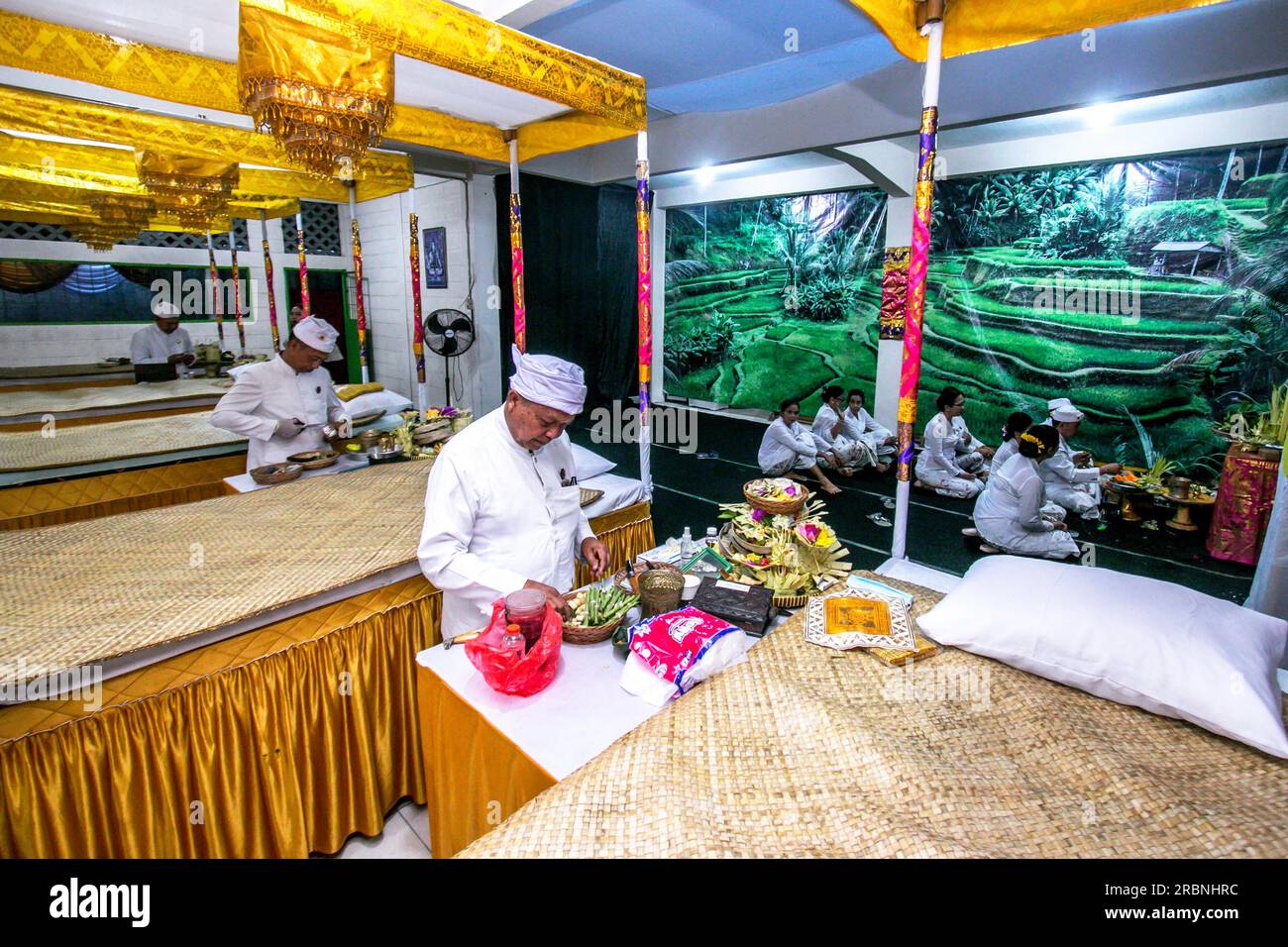 Bogor, Indonesia. 09th July, 2023. Tooth-cutter officer, locally known ...