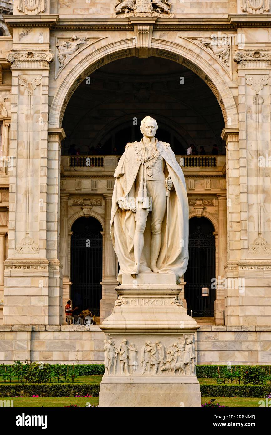 India, West Bengal, Kolkata, Calcutta, Chowringhee, Victoria Memorial ...