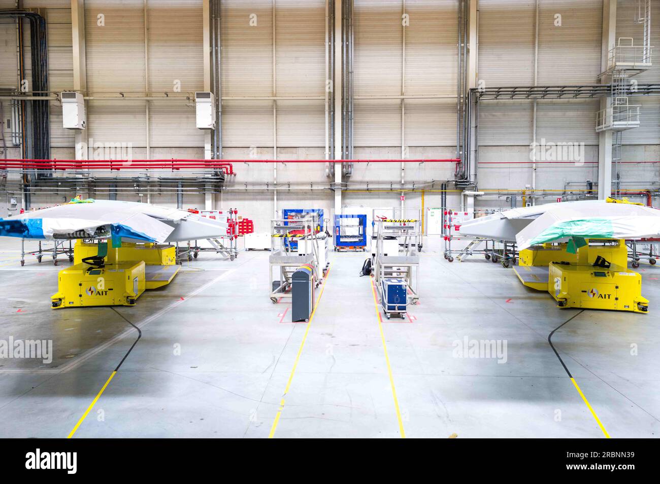 New A320/A321 Family final assembly line (FAL) presented to ministers ...