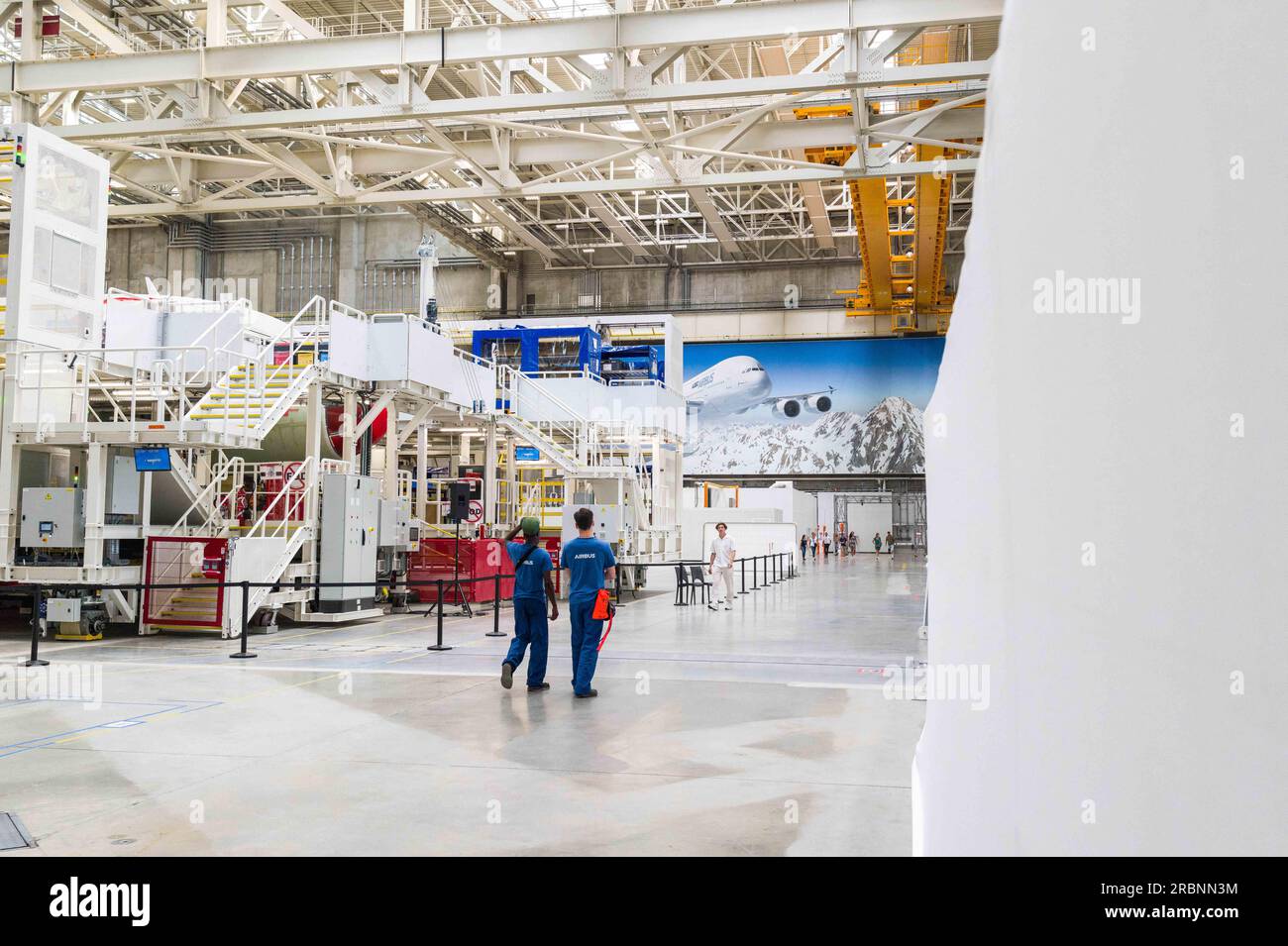 New A320/A321 Family final assembly line (FAL) presented to ministers ...